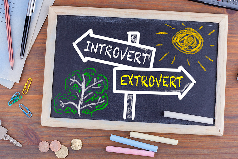 Introverts & Extroverts (#78) - Robert Glazer
